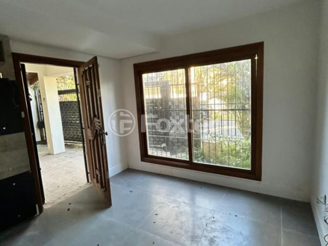 Casa em condomínio com 3 dormitórios em Porto Alegre