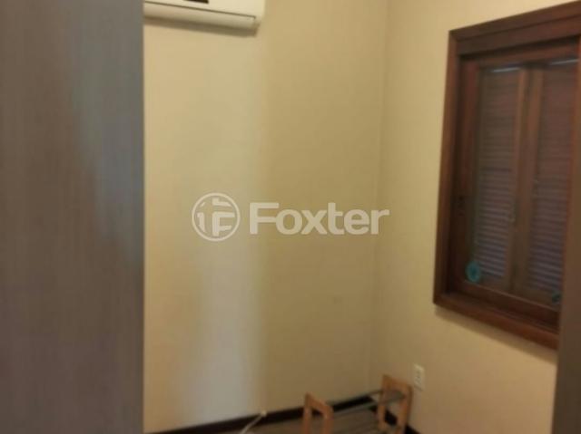 Casa em Condomínio com 3 dormitórios em Porto Alegre