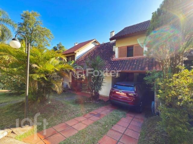 Casa em Condomínio com 3 dormitórios em Porto Alegre