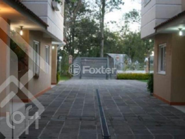 Casa em Condomínio com 3 dormitórios em Porto Alegre