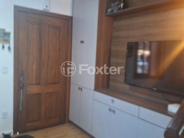 Casa em Condomínio com 3 dormitórios em Porto Alegre
