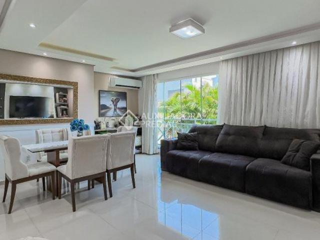Casa em condominio com 3 dormitórios, Ecoville