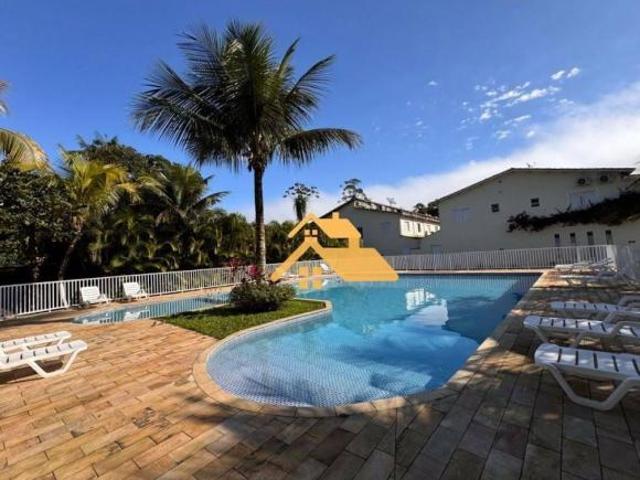 Casa em condomínio com 3 dormitórios, lazer completo e segurança 24h, ideal para moradia ou investim