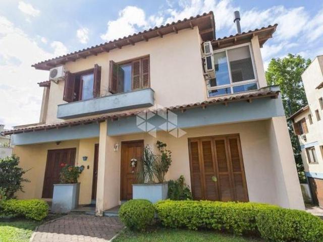 Casa em condomínio com 3 dormitórios no Centrinho da Tristeza em Porto Alegre