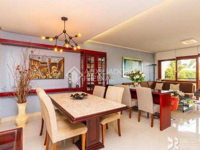 Casa em condomínio com 3 dormitórios no bairro Menino deus