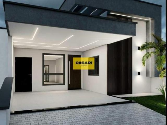 Casa em condomínio com 3 dormitórios sendo 2 suítes, com piscina em Boituva/SP