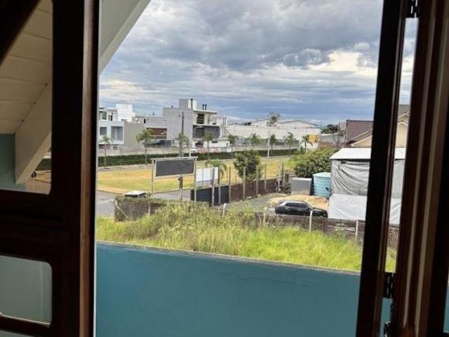 Casa em Condomínio com 3 Dormitórios, Suíte, Sótão e 2 Vagas