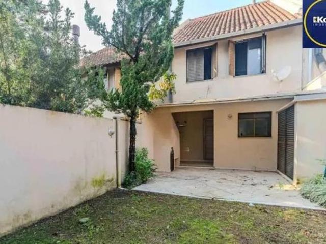 Casa em condomínio com 3 dormitórios, suíte, sótão e lazer completo – 106m²
