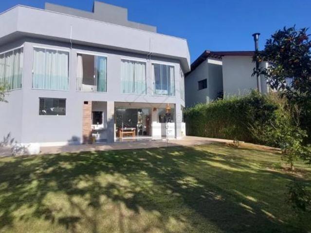 Casa em condomínio com 3 suítes à venda e locação, 265 m² em terreno de 482 m² Bragança Paulista/S