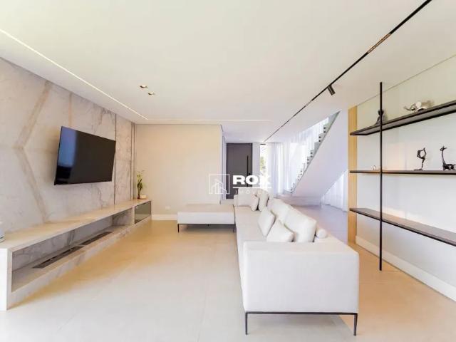 Casa em condomínio, com 3 suítes à venda Santa Felicidade Curitiba/PR