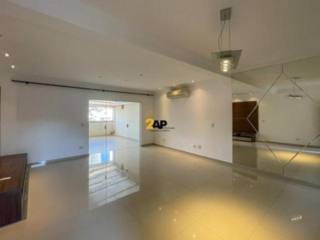 Casa em condominio com 3 suítes e 2 vagas no Jardim Londrina, São Paulo SP Imperdível!