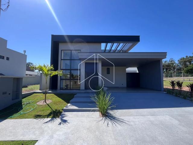 Casa em Condomínio com 3 Suítes e 4 Banheiros no Residencial Vale Verde, Marília
