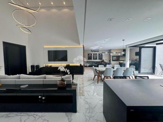 Casa em condominio com 3 suites em Cachoeirinha/RS