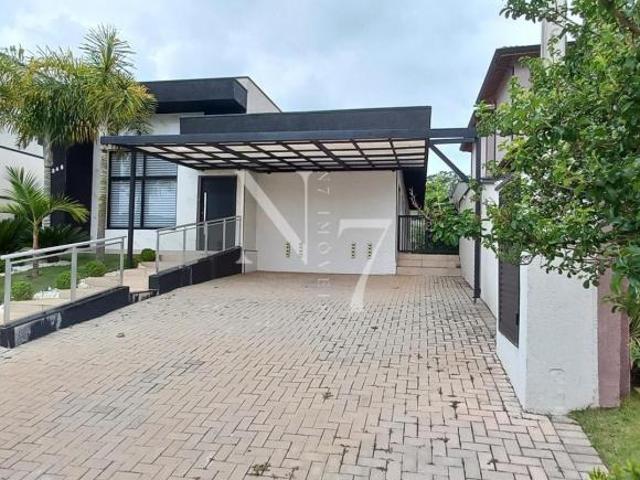 Casa em Condomínio com 3 Suítes + Escritório em Atibaia