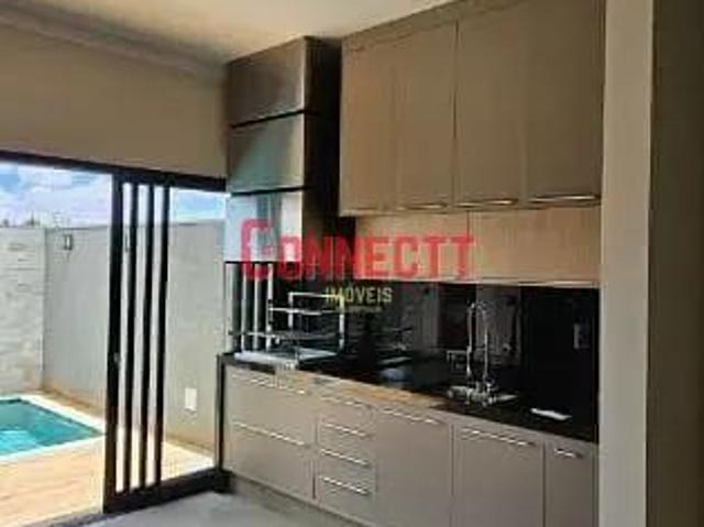 CASA EM CONDOMÍNIO COM 3 SUITES VARANDA GOURMET E 4 VAGAS