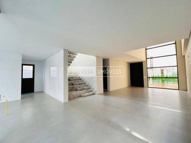 Casa de Condomínio com 3 Quartos, 3 Suítes, 290M², à Venda por R$ 3.980.000,00 São Braz, Curitiba