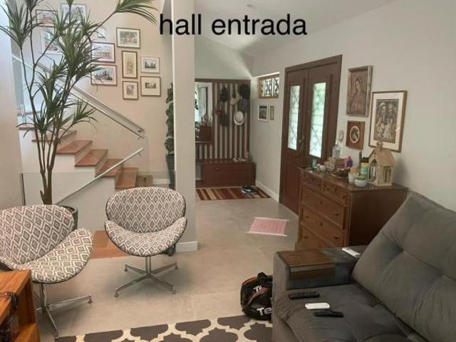 Casa em Condomínio com 3 suítes 4 vagas a venda Granja Viana