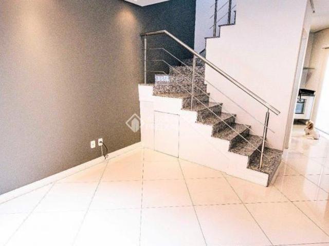 Casa em Condomínio com 3 quarto e Churrasqueira