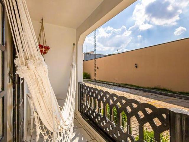 Casa em Condomínio com 3 Quartos, Churrasqueira e 2 Vagas Bairro Alto