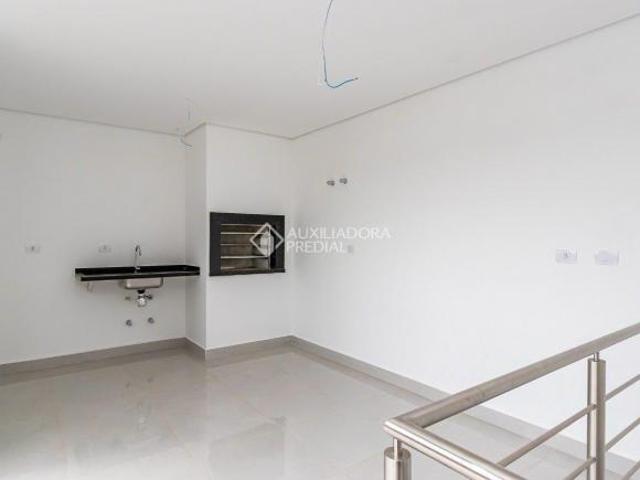 Casa em condomínio com 3 quartos e terraço a venda no Pilarzinho