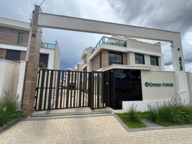 Casa em condomínio com 3 quartos e 181 m² à venda em Santa Felicidade