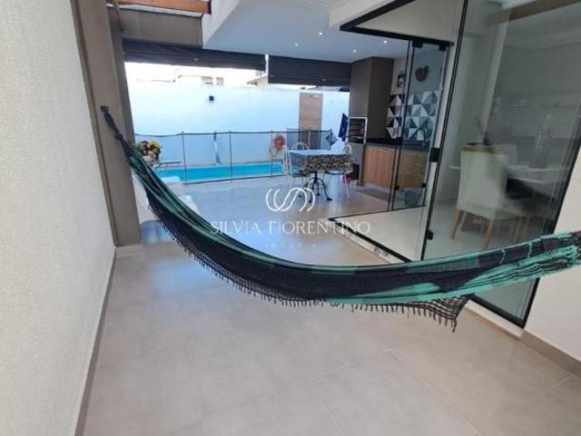 Casa em Condomínio com 3 quartos e 138m² à venda em Taubaté SP, bairro Granjas Santa Terezinha