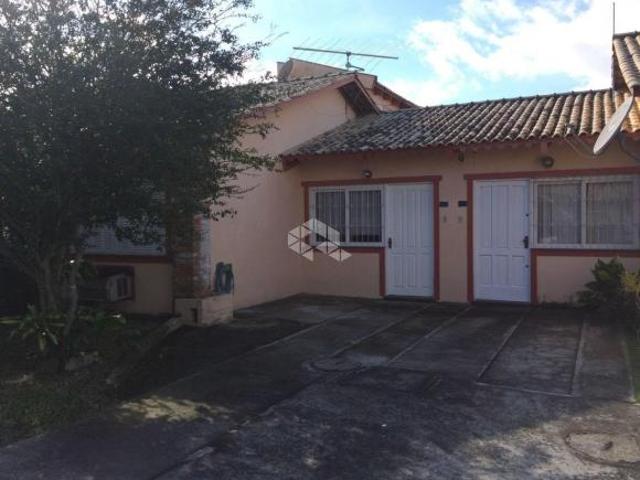 Casa em condomínio com 3 quartos e 2 vagas no bairro Niterói