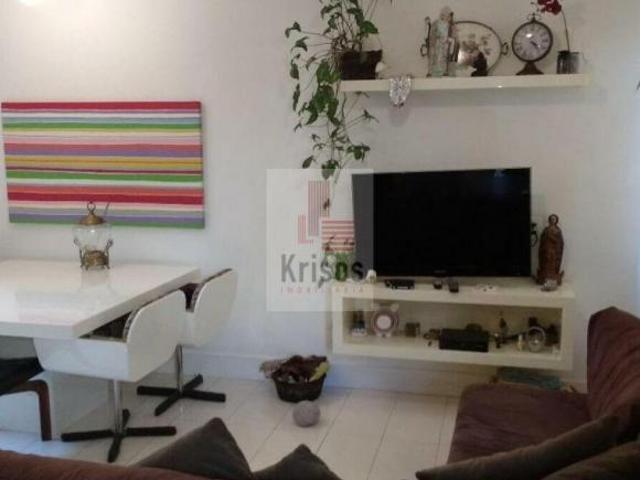 Casa em condomínio com 3 quartos e 2 vagas na Vila Sônia