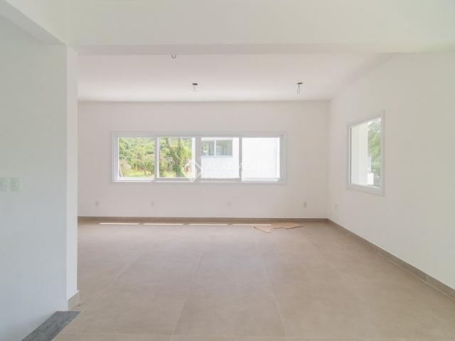 Casa em Condomínio com 3 quartos e 335m² para alugar em Ipanema, Porto Alegre