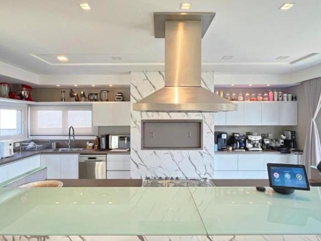 Casa em condominio com 3 quartos no Alphaville Toscana
