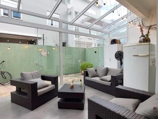 Casa em condomínio com 3 quartos no bairro Hípica