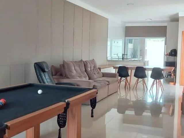Casa em Condomínio com 3 quartos Portal dos Pássaros