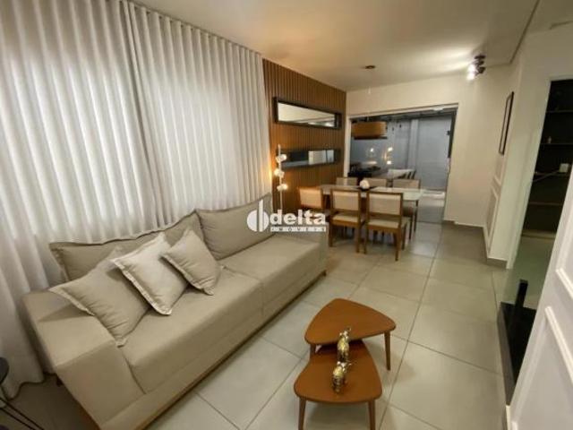 Casa em condomínio com 3 quartos sendo 1 suíte disponível para venda no bairro Jardim Inconfidência