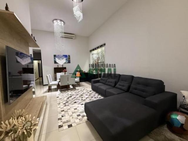 CASA EM CONDOMÍNIO COM 3 QUARTOS SENDO UMA SUÍTE A VENDA NA REGIÃO OESTE DE LONDRINA