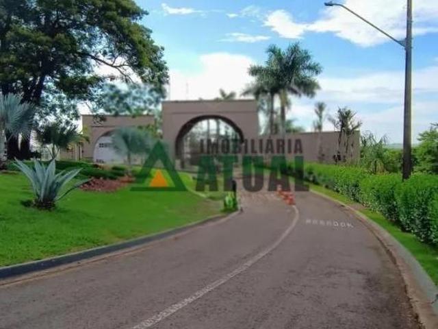 CASA EM CONDOMÍNIO COM 3 QUARTOS SENDO UMA SUÍTE EM IBIPORÃ