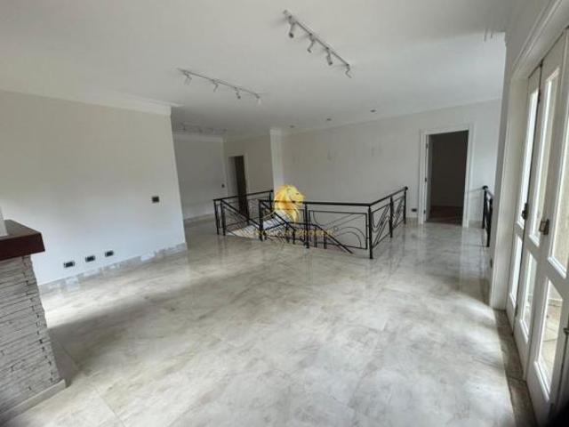 Casa em Condomínio com 450m² com 4 quartos no Resid. Alpha Plus Aphaville