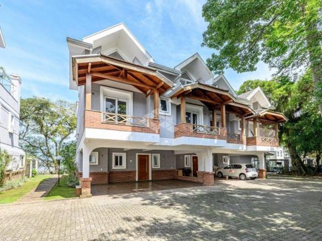 Casa em Condomínio com 459m² e 3 dormitórios no bairro Tristeza em PORTO ALEGRE