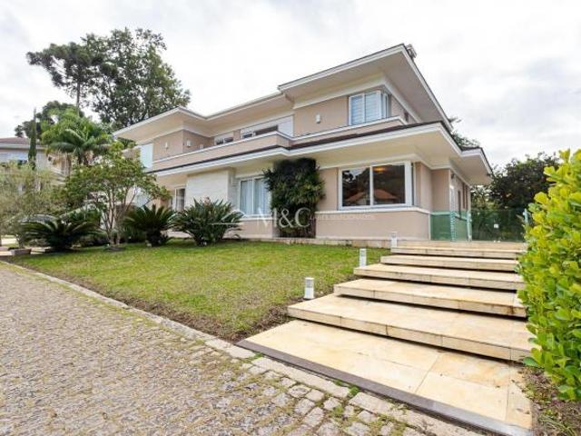 Casa em Condomínio com 461 m², à venda no bairro São Lourenço
