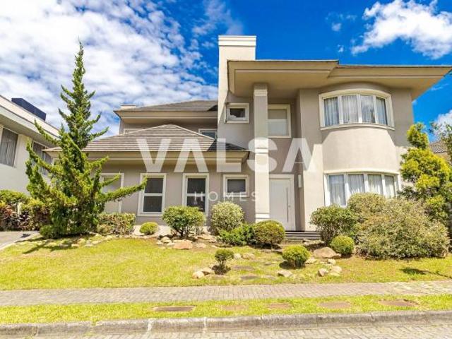 Casa em condomínio com 418m² com 4 suítes à venda no bairro São Braz