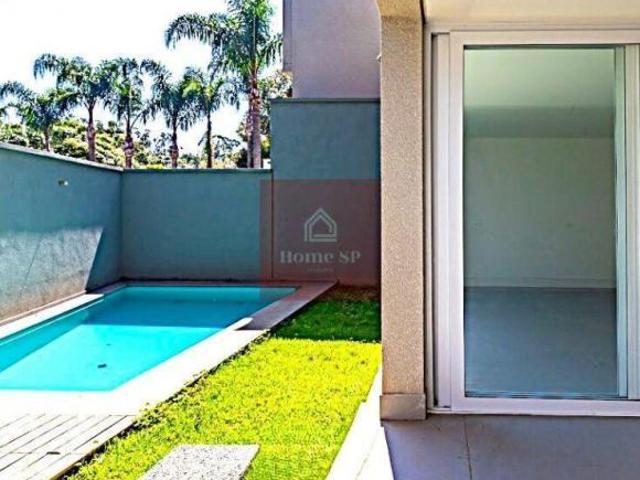 Casa em Condomínio com 420 m2, 4 suítes, 4 vagas, com piscina
