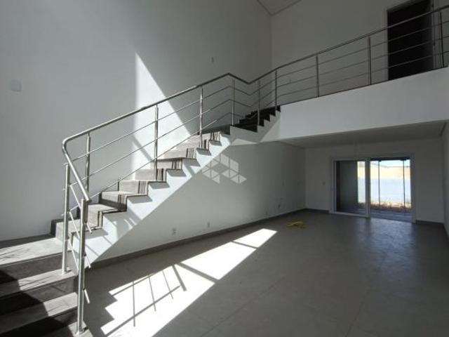 CASA EM CONDOMINIO COM 4 DORMITÓRIOS, 3 SUÍTES, 2 VAGAS VERDES CAMPOS À VENDA 217m2