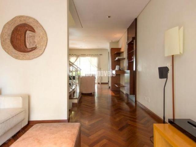 Casa em Condominio com 4 Dormitorios 2 Suites 3 Vagas no Morumbi