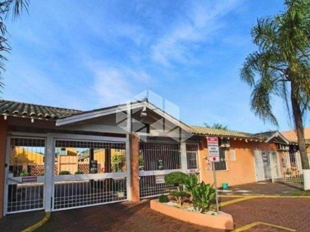Casa em condomínio com 4 dormitórios e 1 suíte no bairro Rio Branco