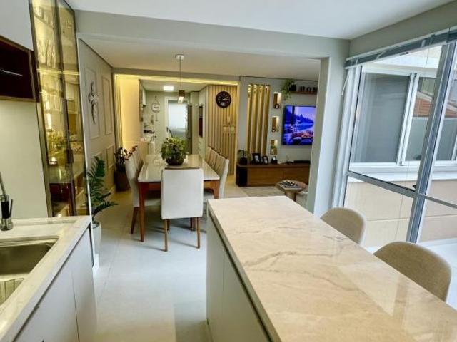 Casa em condomínio com 4 dormitórios e lazer completo no Ecoville