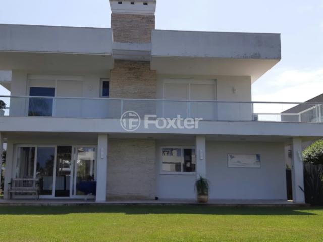 Casa em Condomínio com 4 dormitórios em Xangri Lá