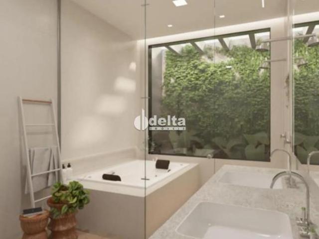 Casa em condomínio com 4 suítes disponível para venda no bairro Jardim Botânico em Uberlândia MG