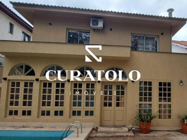 Casa em Condomínio com 4 suítes, piscina, 5 vagas Residencial Cinco, Alphaville