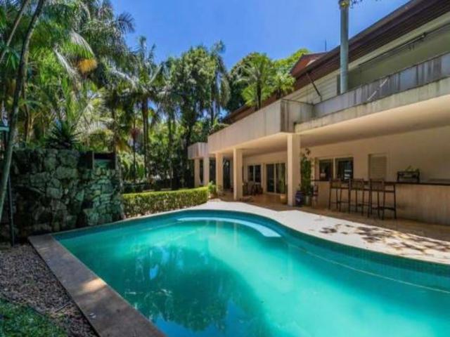 Casa em condomínio com 4 suítes 5 vagas a venda no Alto da Boa Vista