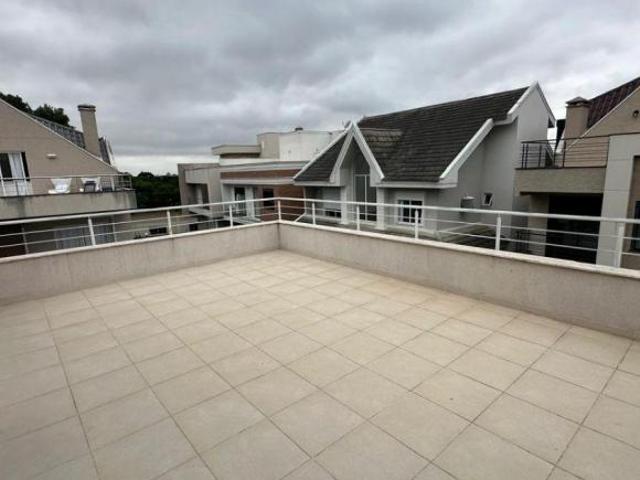 CASA EM CONDOMINIO COM 4 QUARTOS, 2 SUÍTES, 3 VAGAS NO CAMPO COMPRIDO