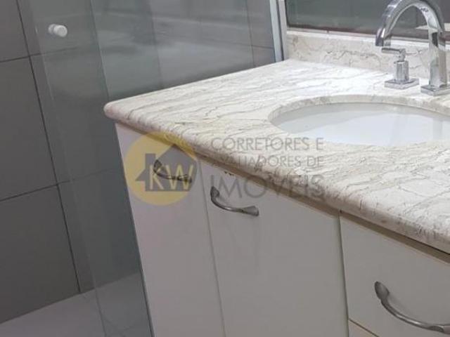 Casa em Condomínio com 4 Quartos à Venda, 360 m² por R$ 2.600.000,estuda proposta ou permuta monor v